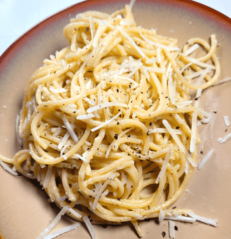 Roasted Garlic Cacio E Pepe – Miss Raven's Kitchen